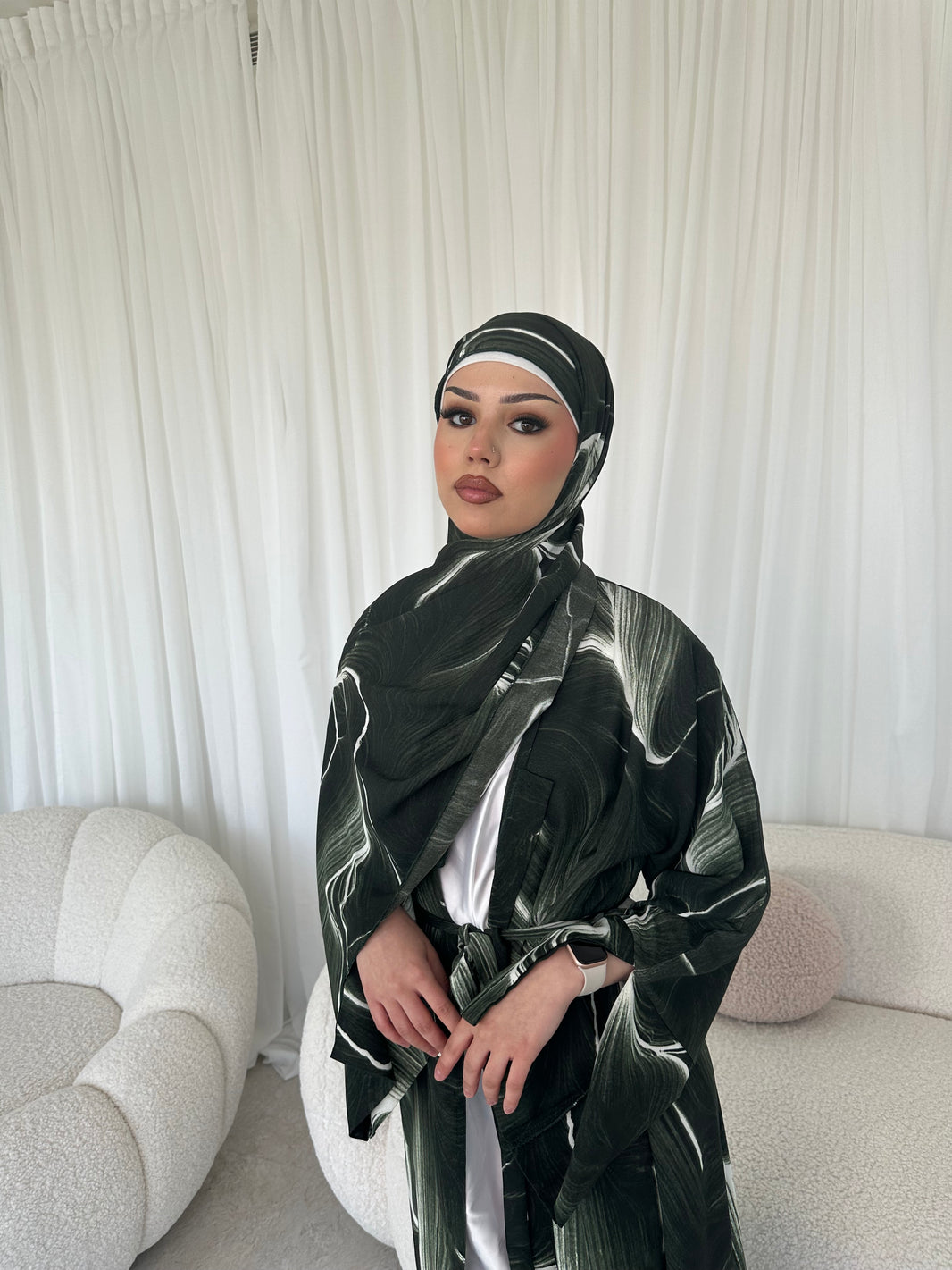 Modesty Living Abaya Store – modesty living